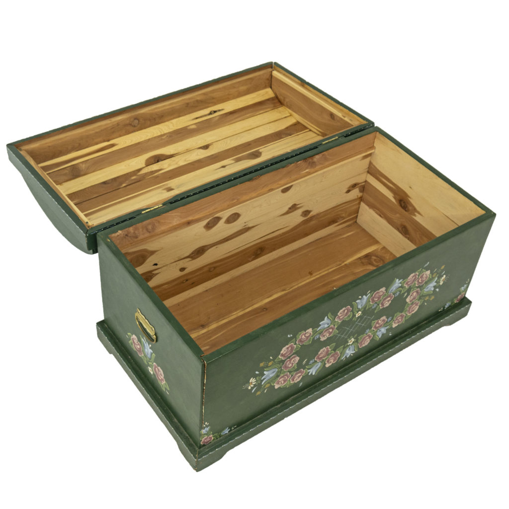 Handmade Cedar Chest in Hunter Green | Grandview Mercantile